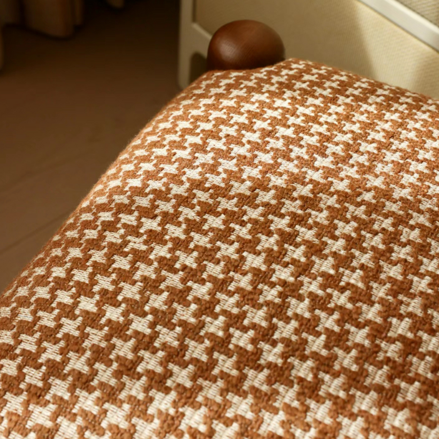 Lori Chair – Walltify